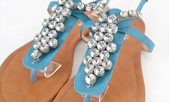 Imagenes de sandalias con pedreria - Imagui