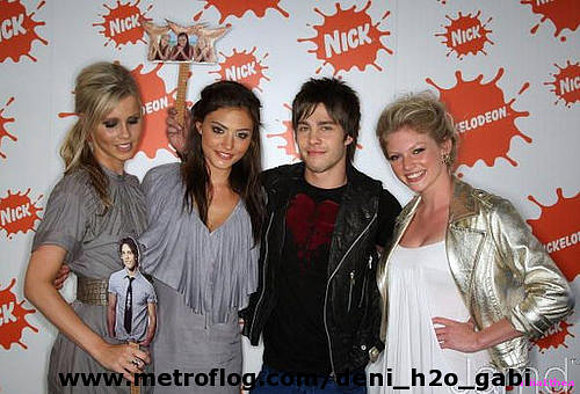 las 3 chicas de h2o y un chico famoso - mis nuevos collages